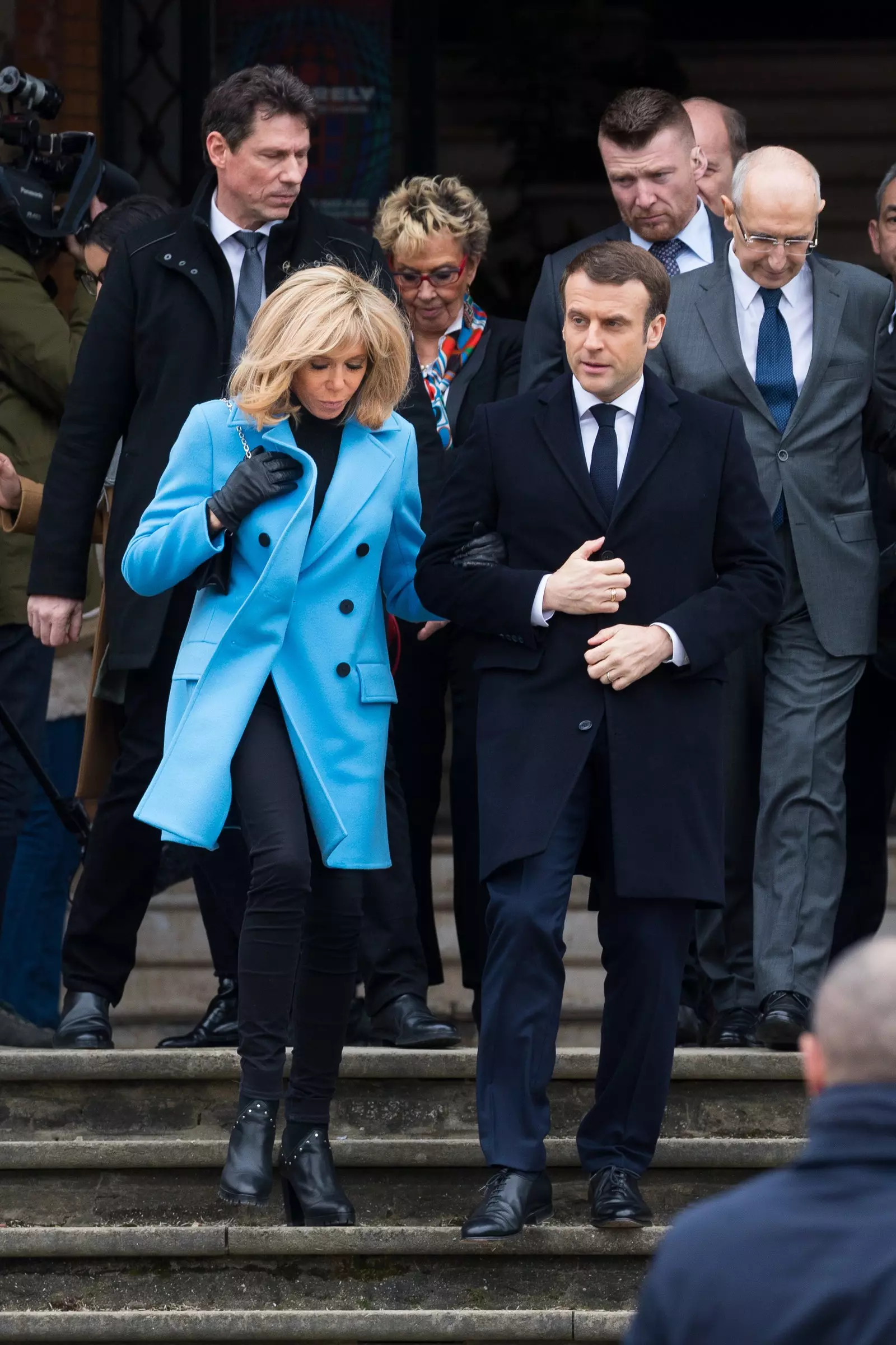 Letizia Carolina de Monaco Kate Middleton... Ang pastel blue coat na gusto ng mga 'royals' at ngayon din Brigitte Macron