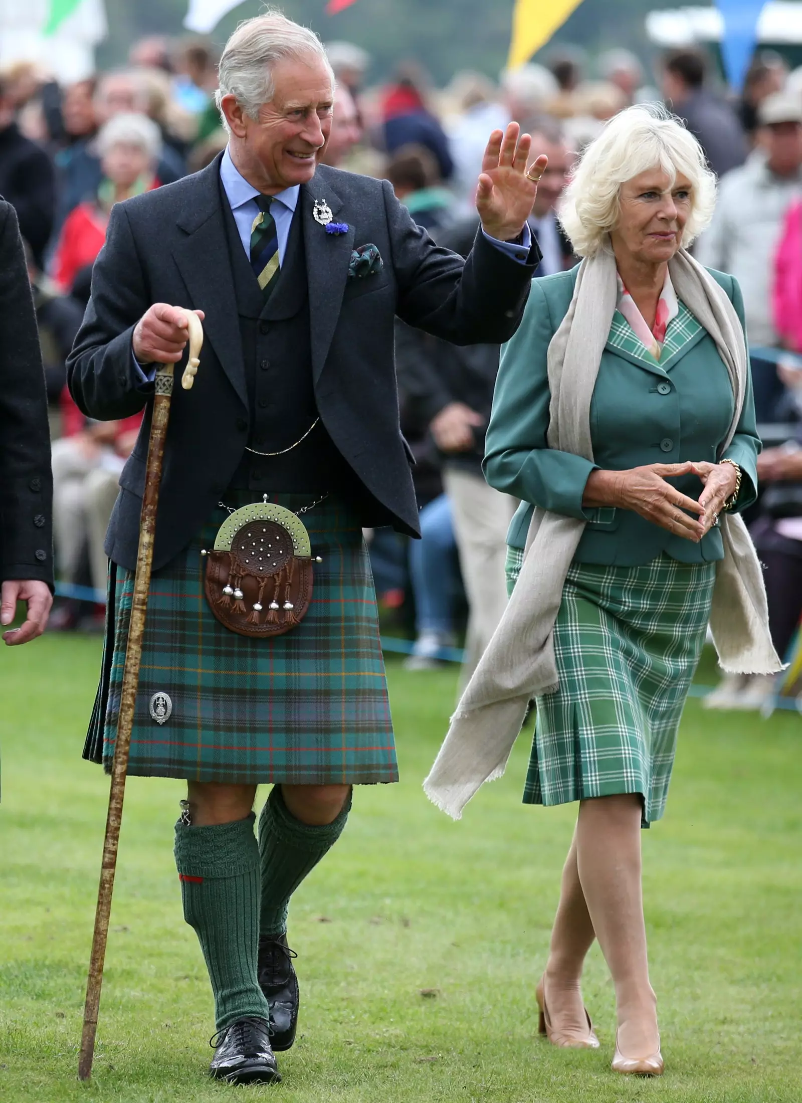 Il-Prinċep Charles u Camilla ta’ Cornwall jaqblu.