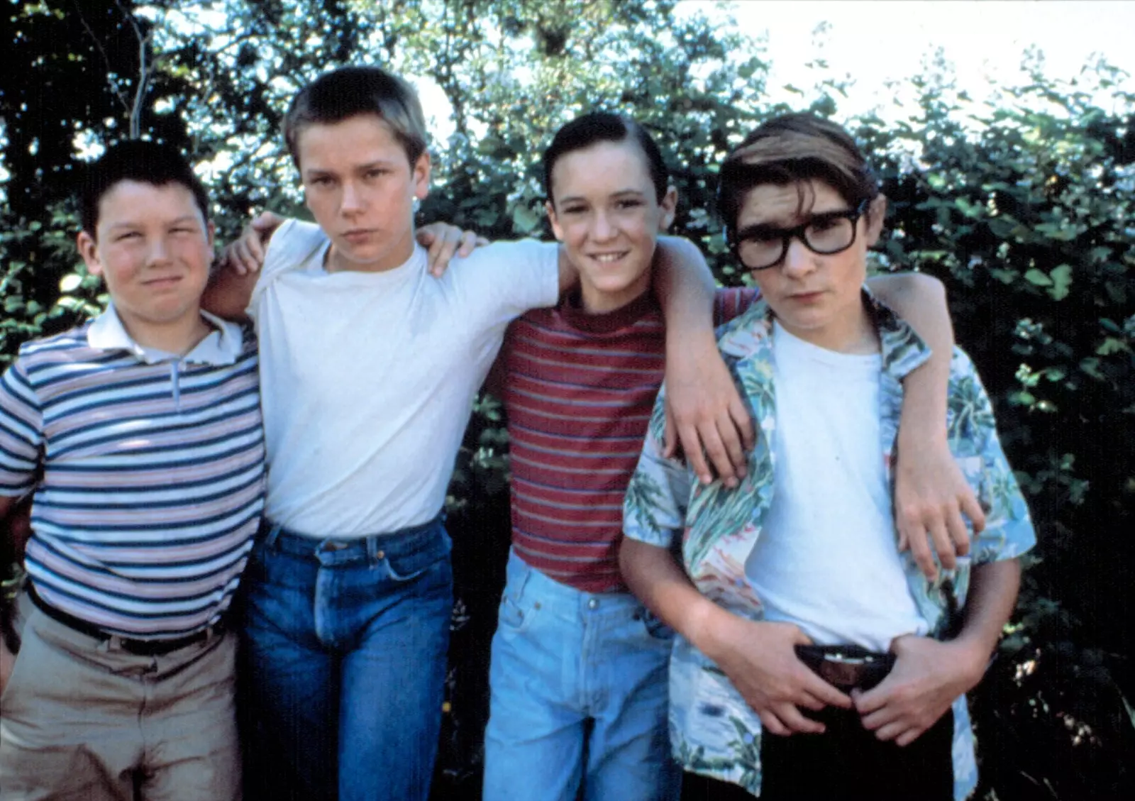 Uhereye ibumoso ugana iburyo Jerry O'Connell River Phoenix Will Wheaton na Corey Feldman.