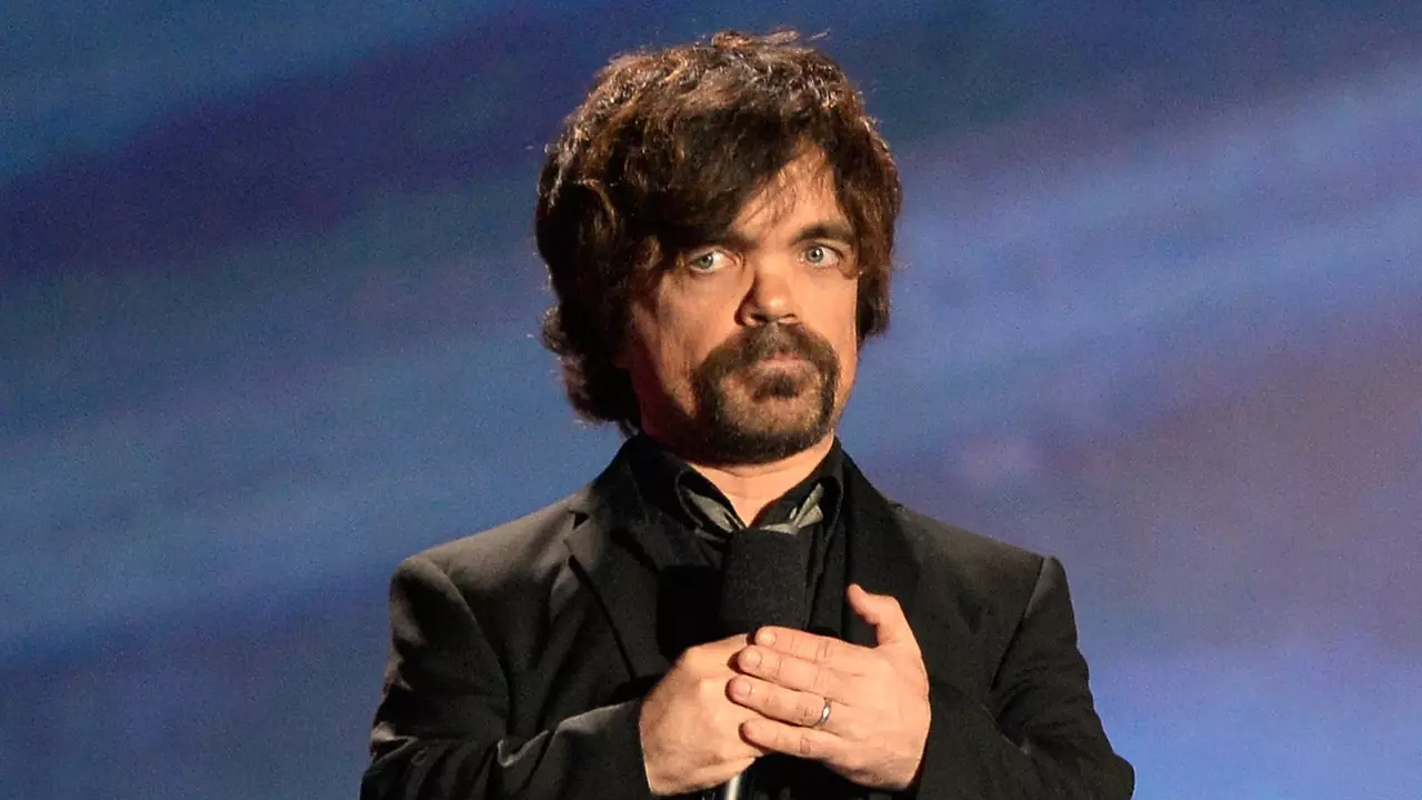 Pablo Motos vs Peter Dinklage: ວິທີການເບິ່ງບໍ່ດີກັບແຂກ (ສໍາລັບເວລາສິບກວ່າ)