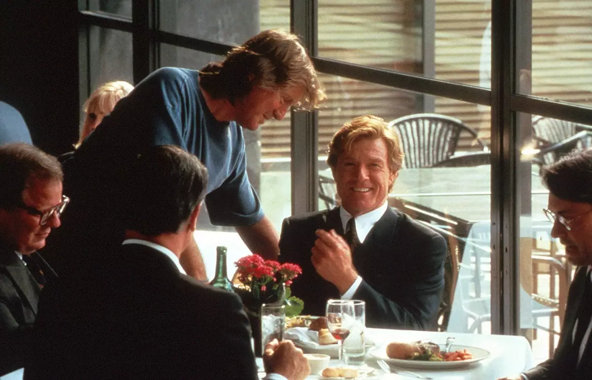 Adrian Lyne e Robert Redford tutti in piedi.