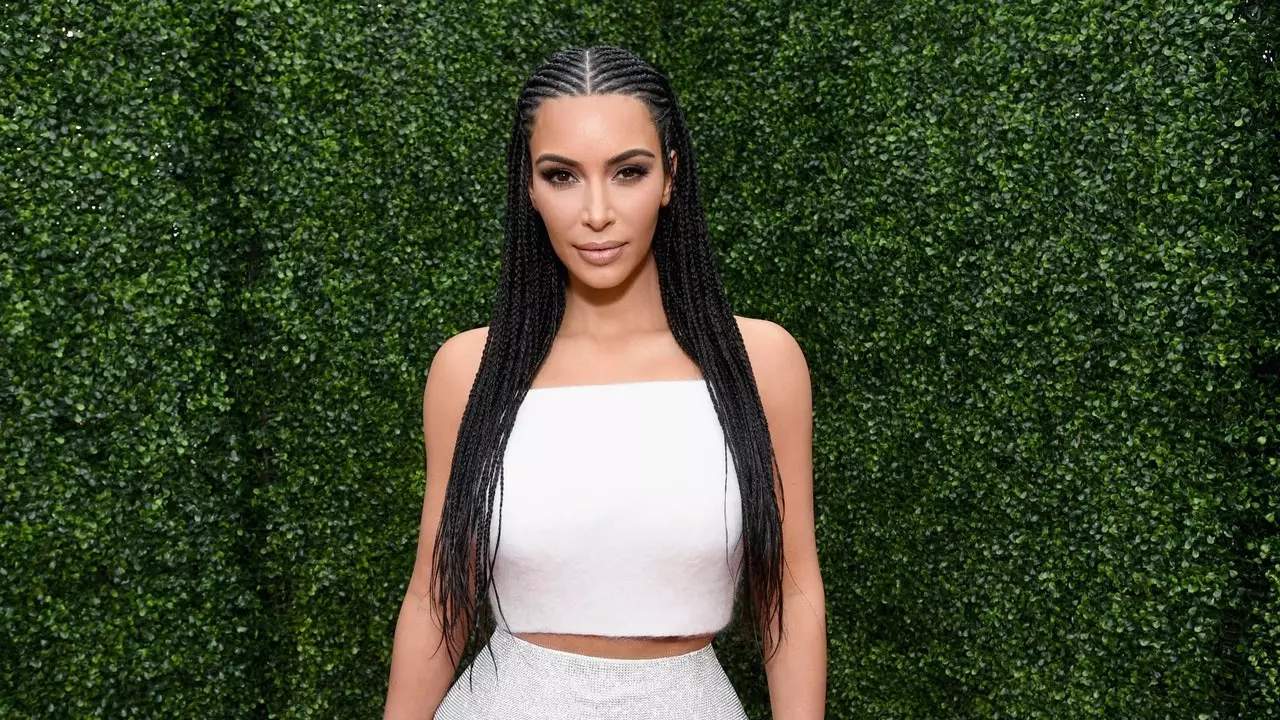 Kim Kardashian และ Tristan Thompson ลงนามสันติภาพต่อหน้าผู้ติดตามนับล้าน