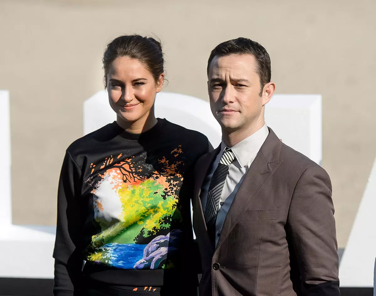 Joseph Gordin Levitt và Shailene Woodley ở San Sebastian.