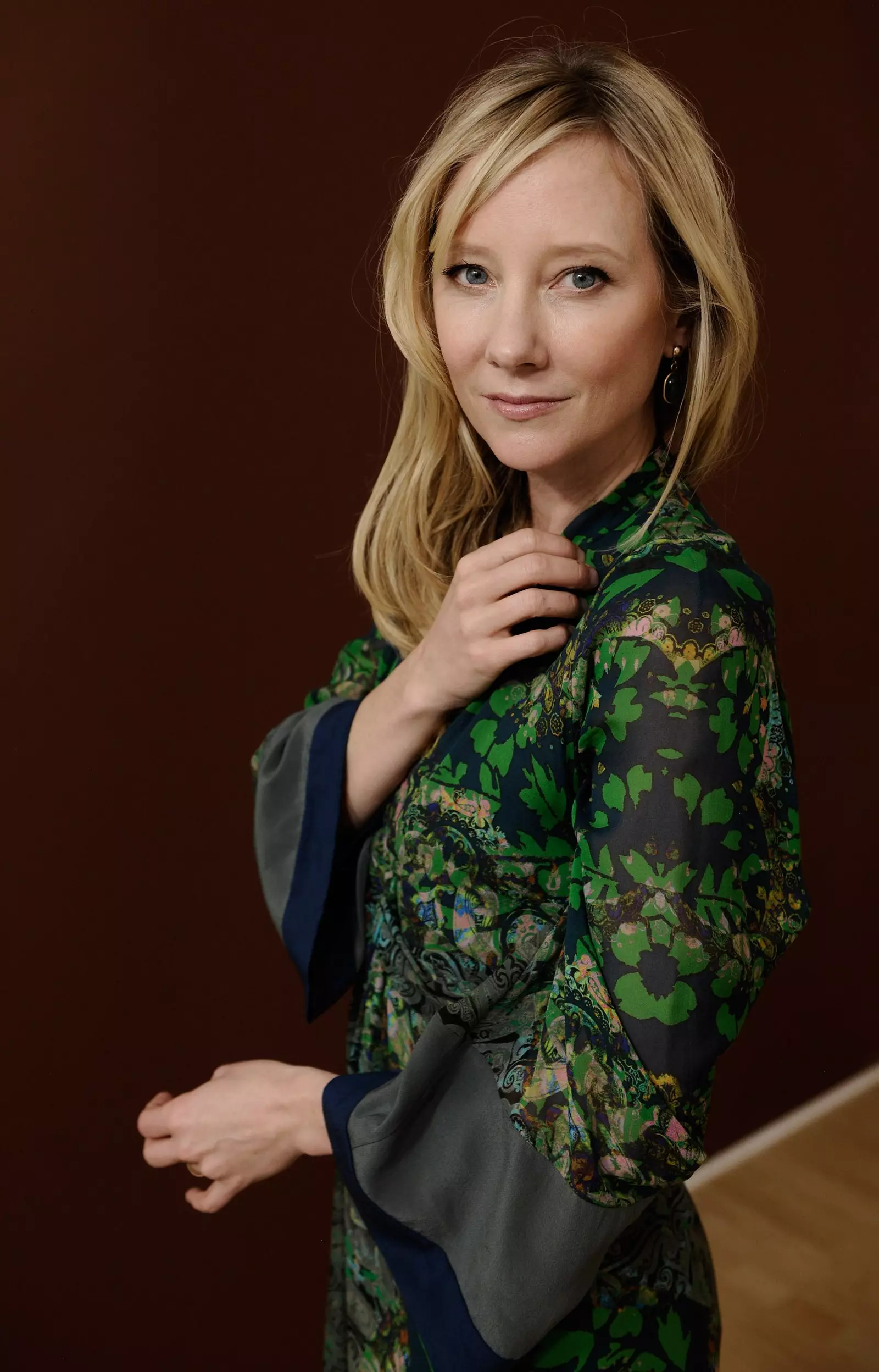 Anne Heche, pacar lesbian resmi pertama di Hollywood