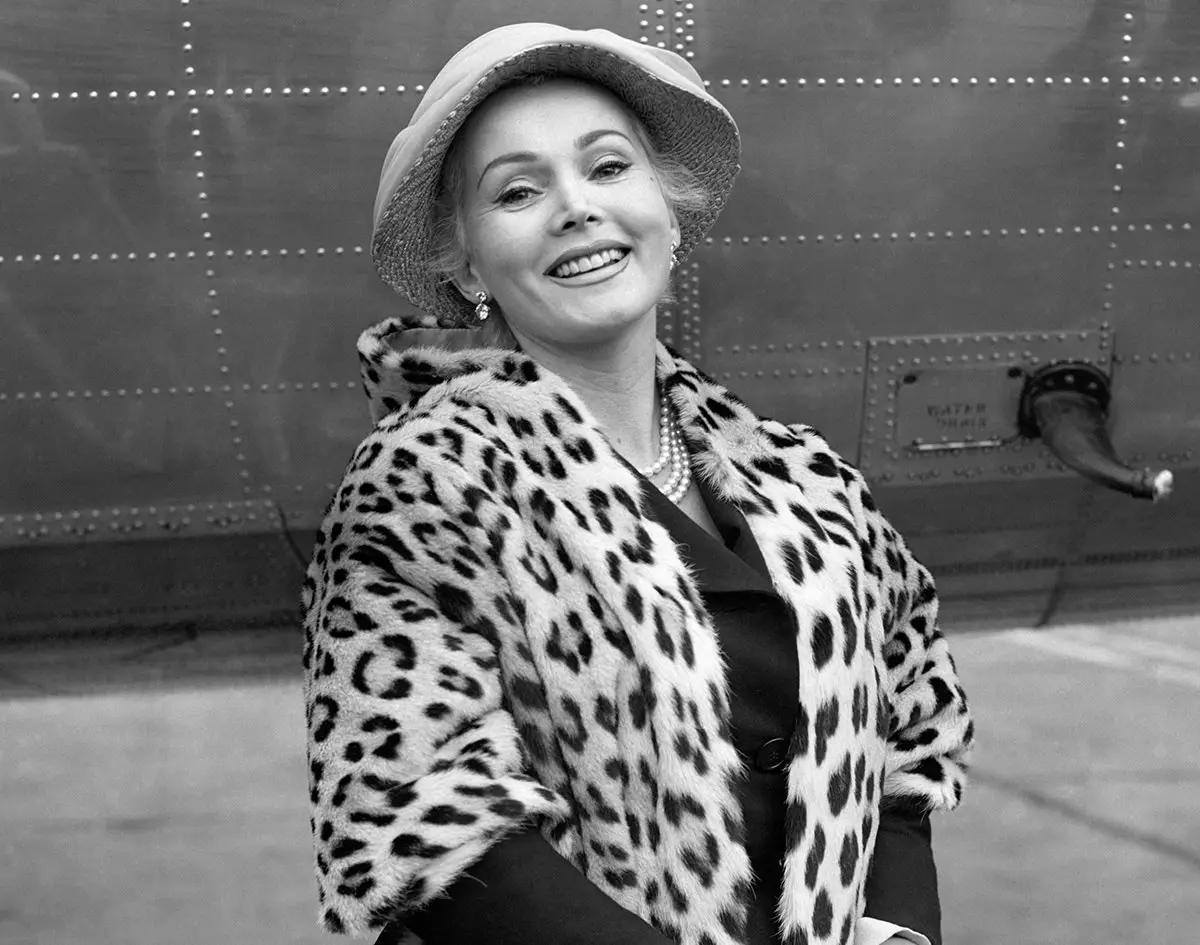 Zsa Zsa Gabor ճշմարիտ է ձեւավորել.