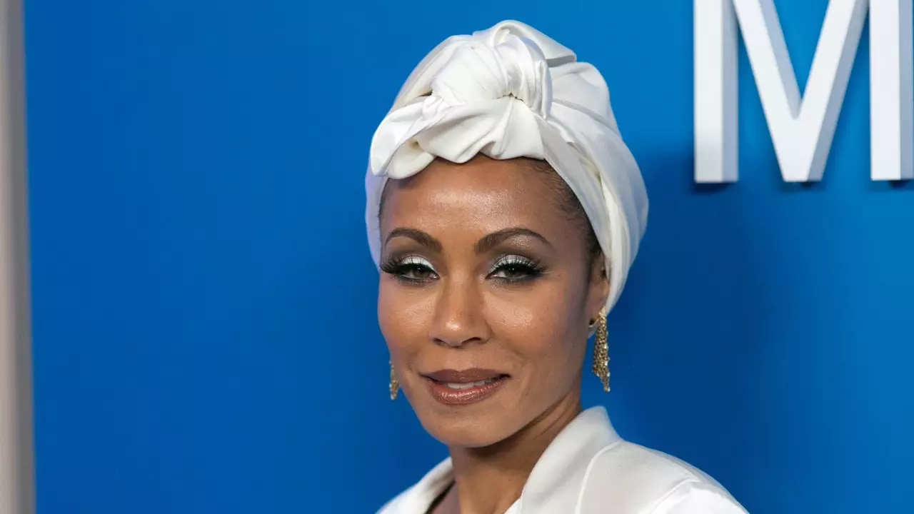 Η Jada Pinkett Smith πάσχει από μια σπάνια ασθένεια που την έκανε να χάσει όλα της τα μαλλιά