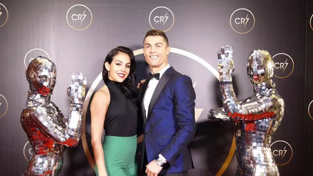 Cristiano Ronaldo zollt Cristiano Ronaldo bei einer von Cristiano Ronaldo kreierten Gala Tribut