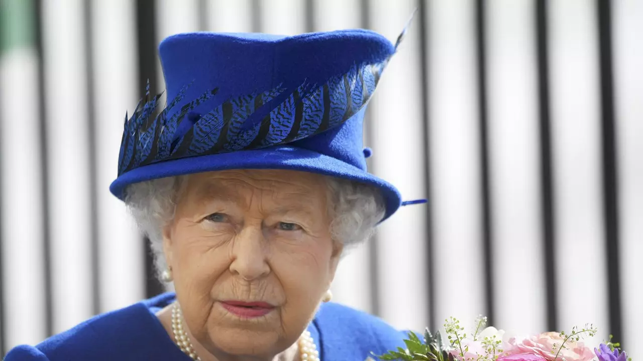 De unike lokwinsken fan it Britske Keninklik Hûs oan Elizabeth II foar har 91ste jierdei