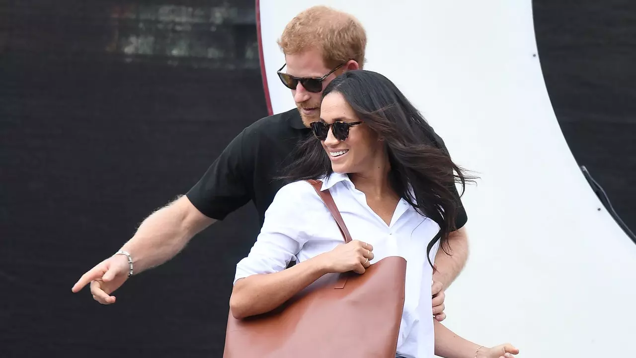 Meghan Markle waxay ka tagtaa taxanaha "Suits" ka hor inta aan lagu dhawaaqin arooskeeda