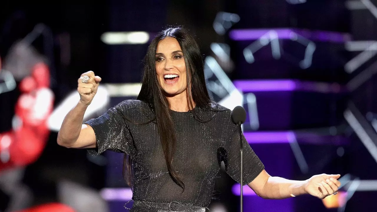 Demi Moore teqred lill-eks żewġha Bruce Willis f’monologu kontroversjali