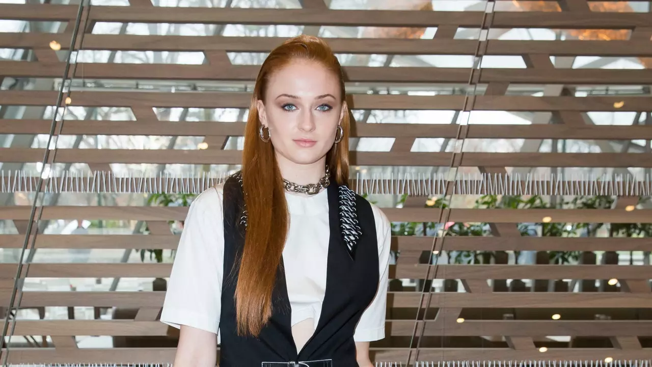 Ikkonfermat: L-2017 hija s-sena ta’ Sophie Turner