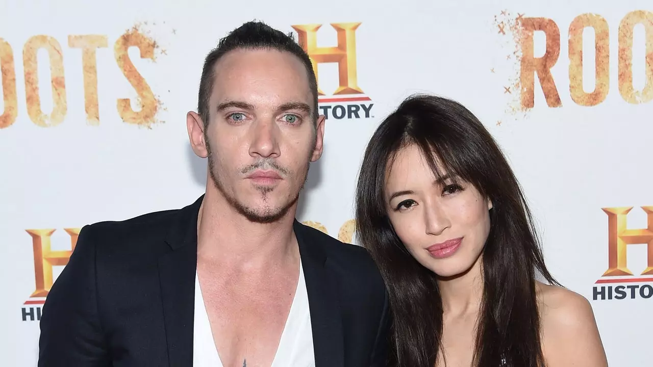 Jonathan Rhys Meyers i la seva dona expliquen per què van explicar a Instagram que havien patit un avortament