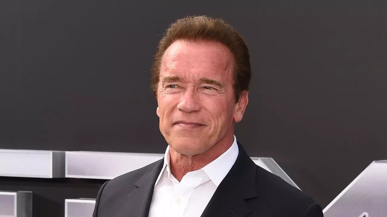Is Joseph Baena die beroemde seun wat Schwarzenegger moet hê?