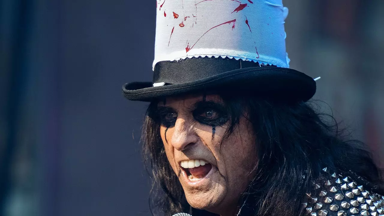 Alice Cooper finds an Andy Warhol painting in the storage room (and it's authentic)
