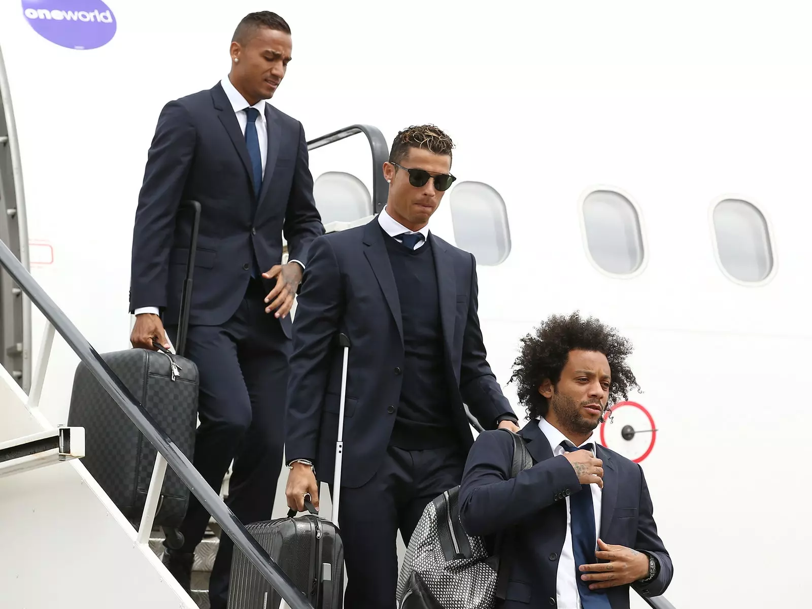 Cristiano Ronaldo e Marcelo chegando a Cardiff.