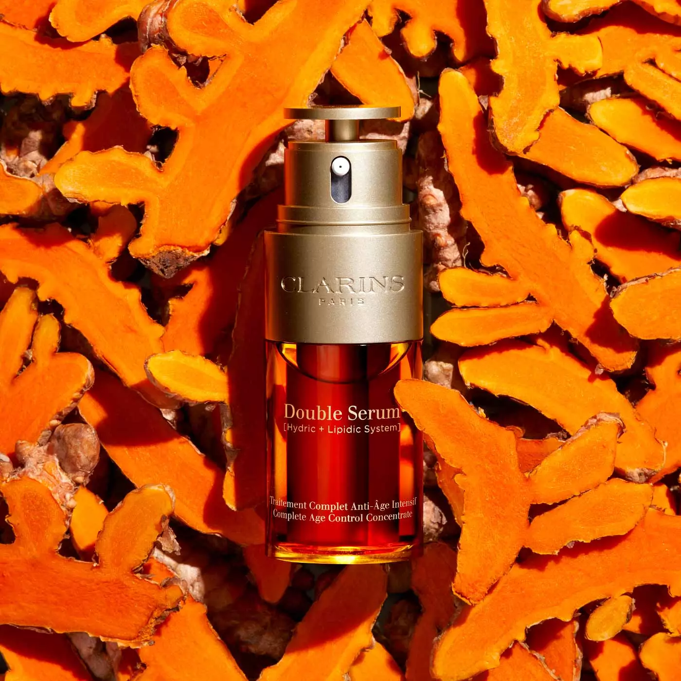 Clarins Double Serum ທີ່ເປັນເອກະລັກ ແລະ inimitable ສໍາລັບແມ່ແລະລູກສາວ.