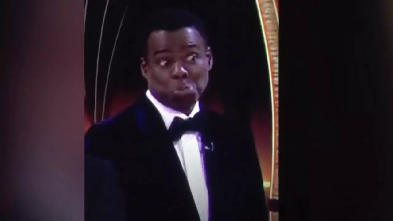 Môi dưới của Chris Rock và tất cả những thứ khác đã vỡ ra vào ngày hôm đó