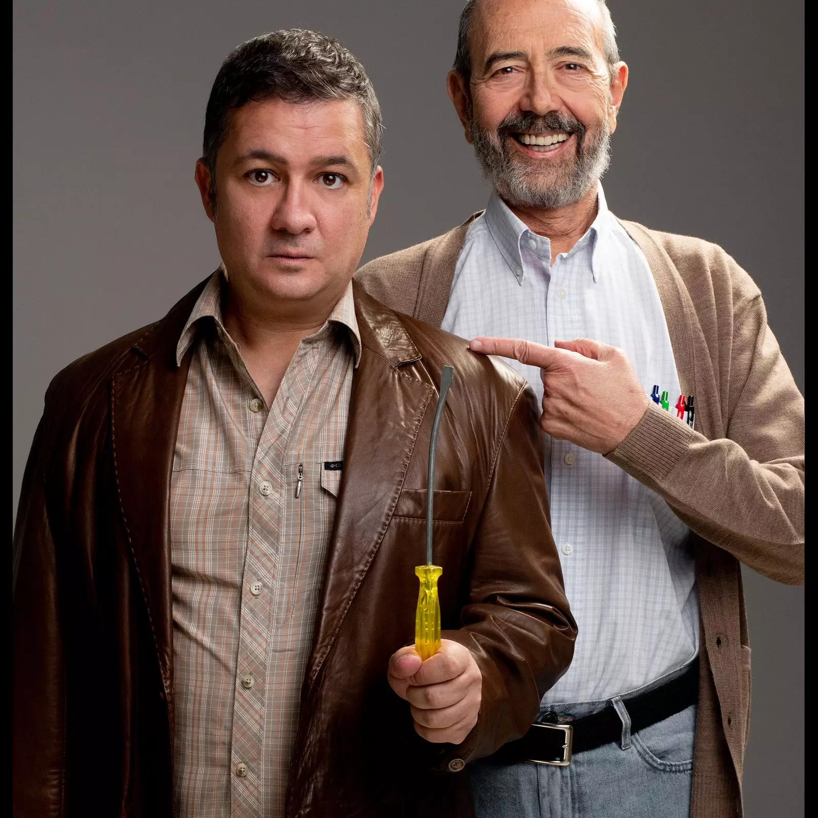 Miguel Relln and Secun de la Rosa star in 'Los asquerosos'