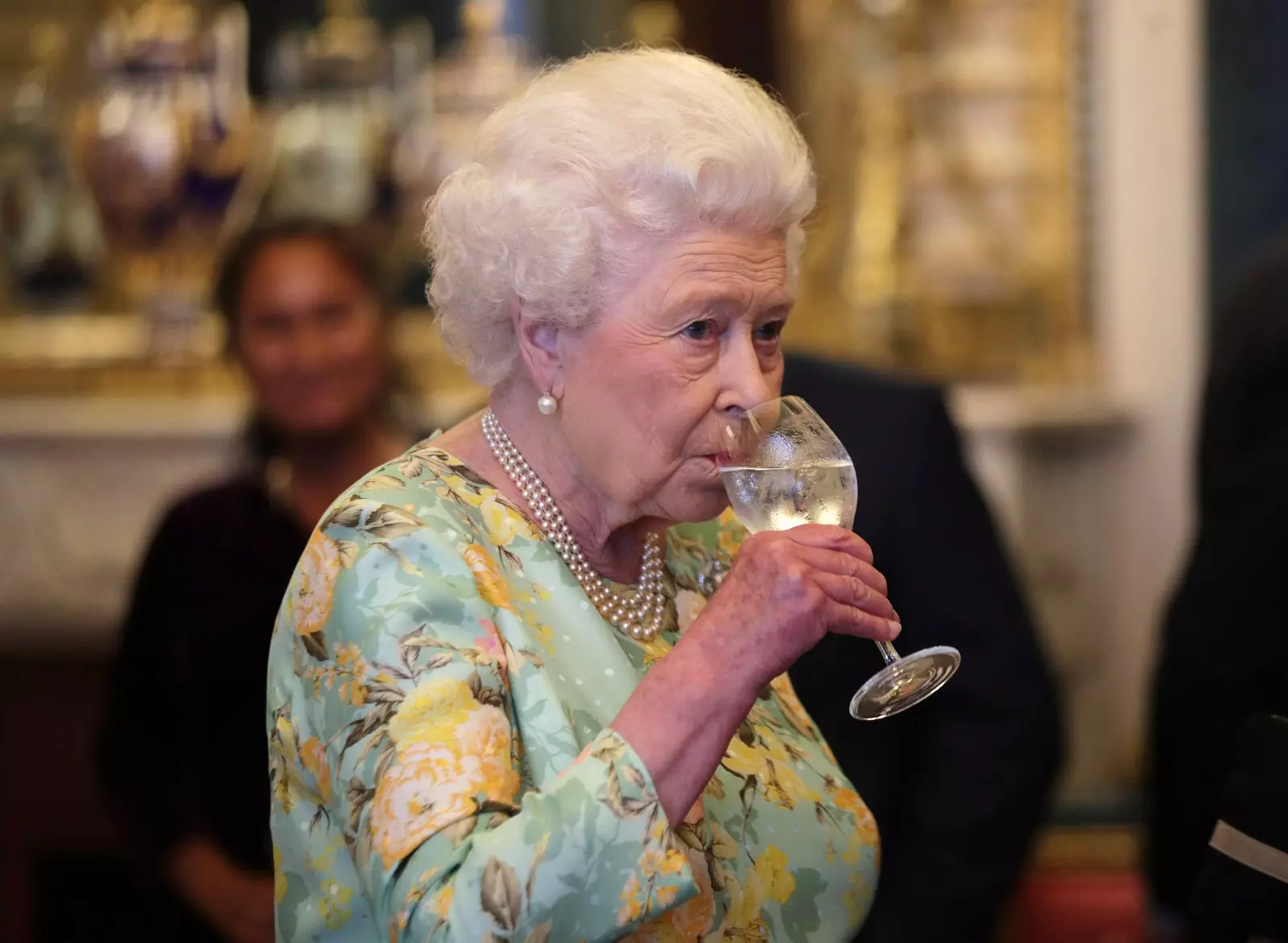 Elizabeth II mu birori byabereye mu ngoro ya Buckingham muri 2017.