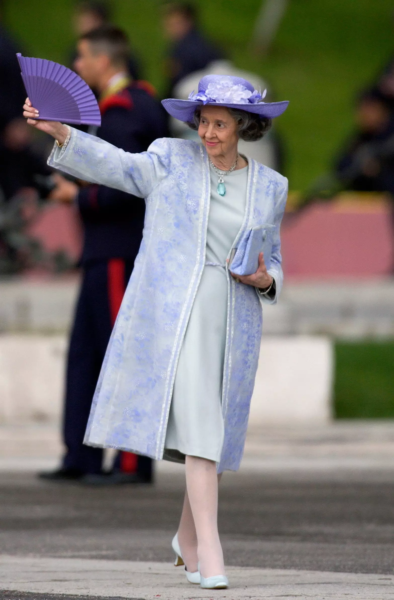 Dronning Fabiola ved ankomst til bryllupet til kong Felipe VI og dronning Letizia i Madrid.