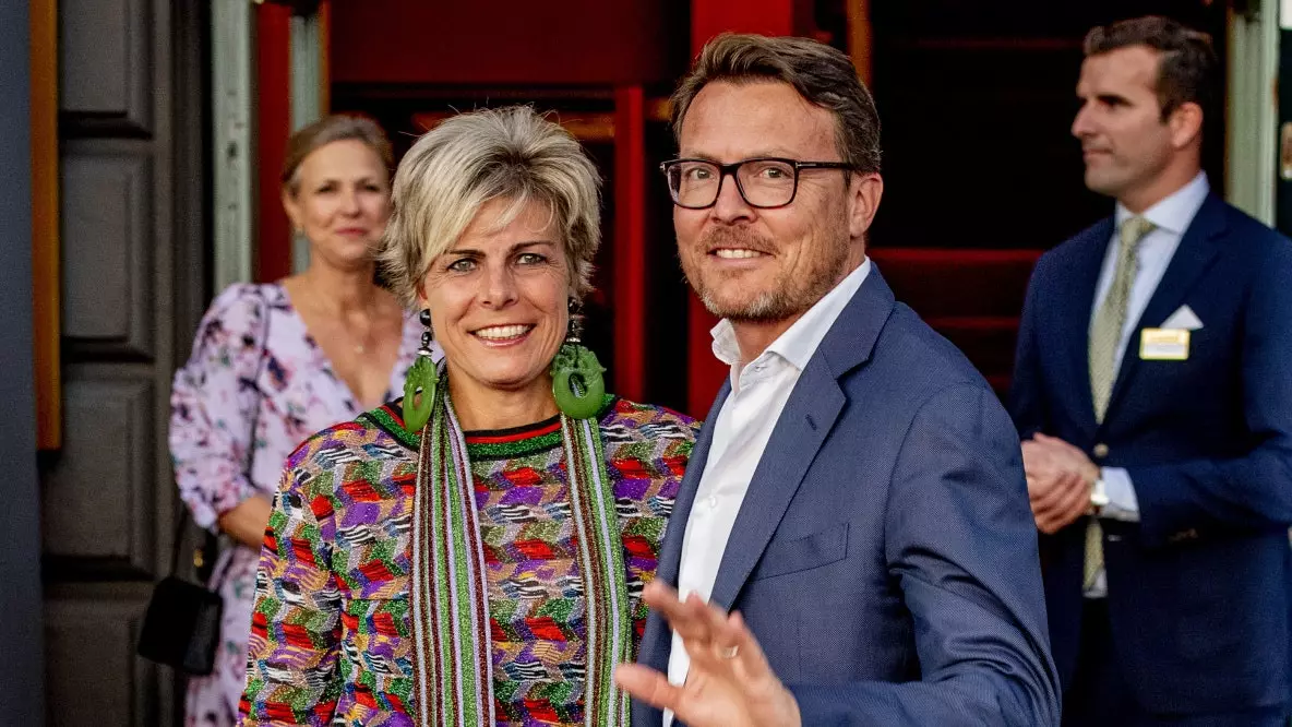 Hollannin Laurentien, prinsessa, joka nukkui kulkurien keskellä