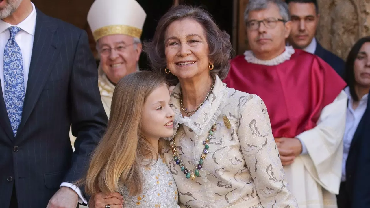 De fjouwer tiara's dy't Leonor as jierdeikado fan keninginne Sofia krije koe