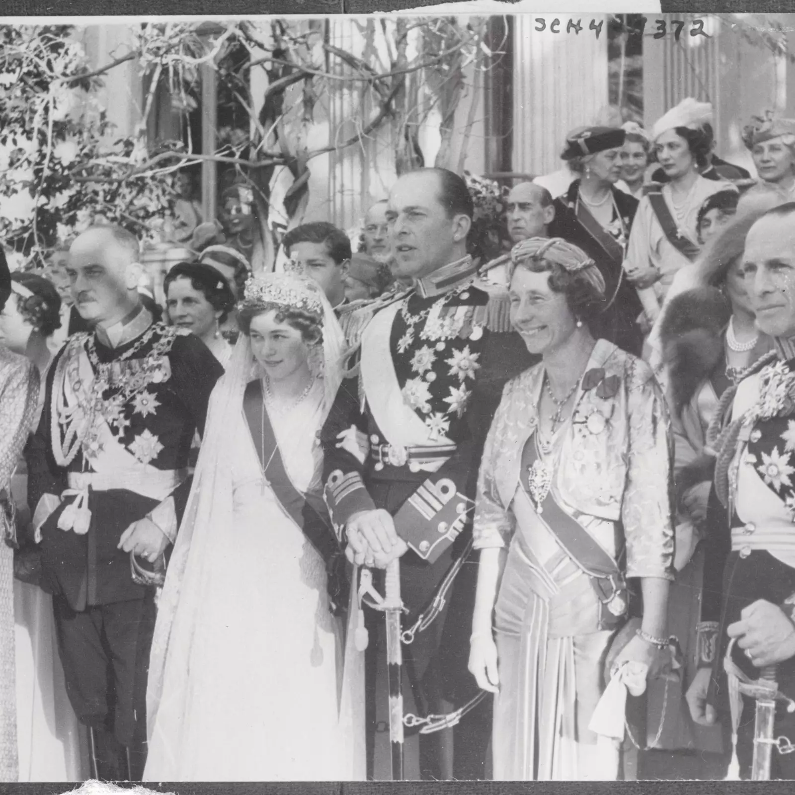 Paul af Grækenland og Federica af Hannover ved deres bryllup.